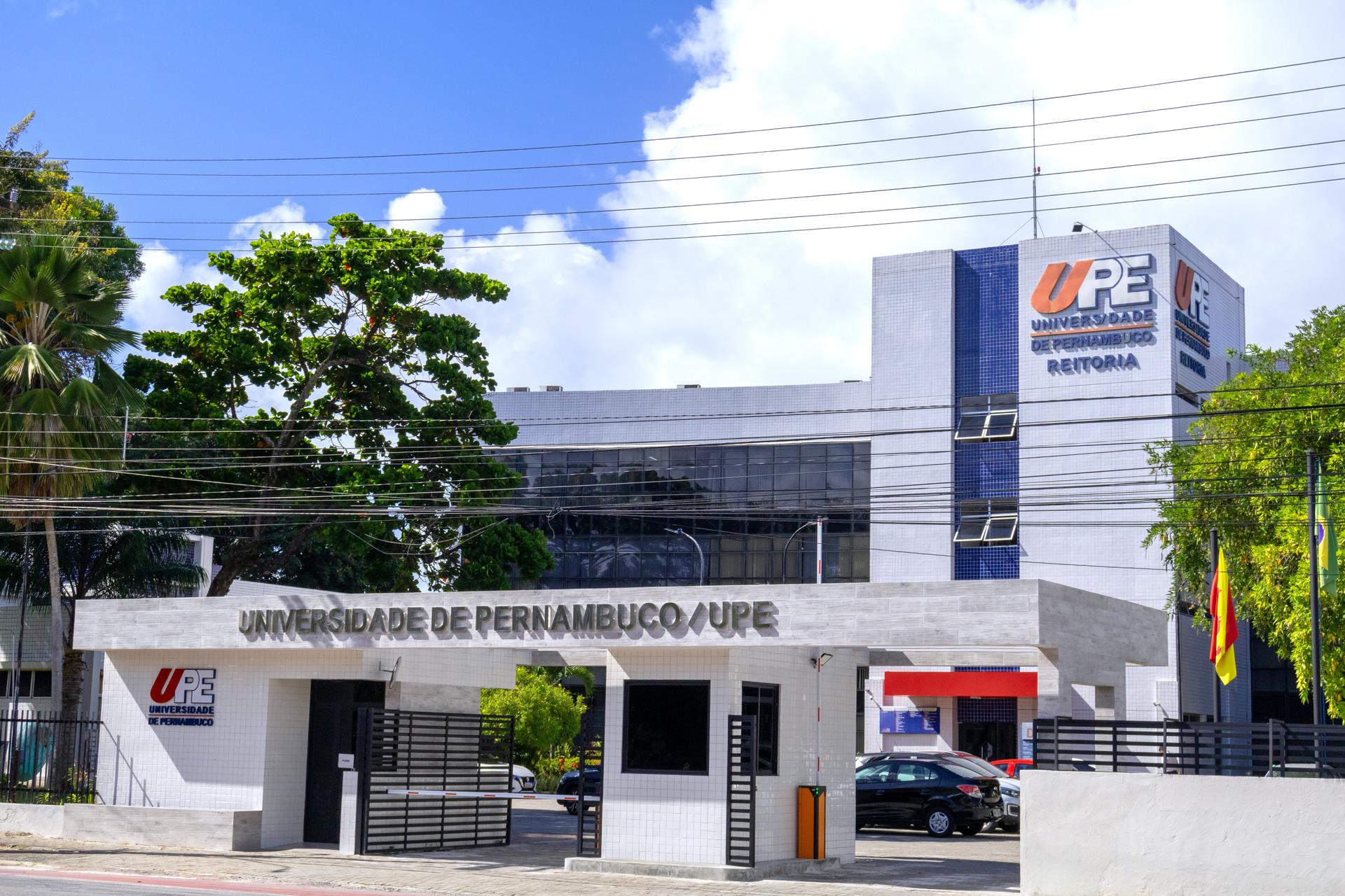 Universidade de Pernambuco publica relatório “UPE em números 2025” - Universidade de Pernambuco
